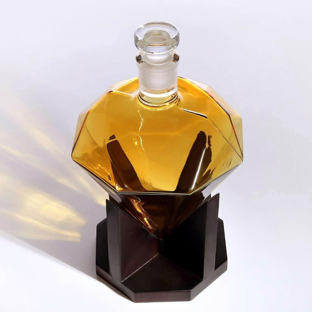 Diamond-shaped Decanter with Base in Red Oak